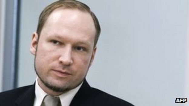 Breivik 'cut contact with friends' in run-up to attacks - BBC News