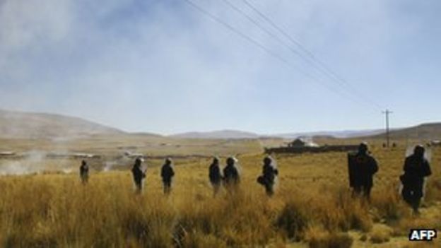 Peru anti-mining protest leader arrested near Cusco - BBC News