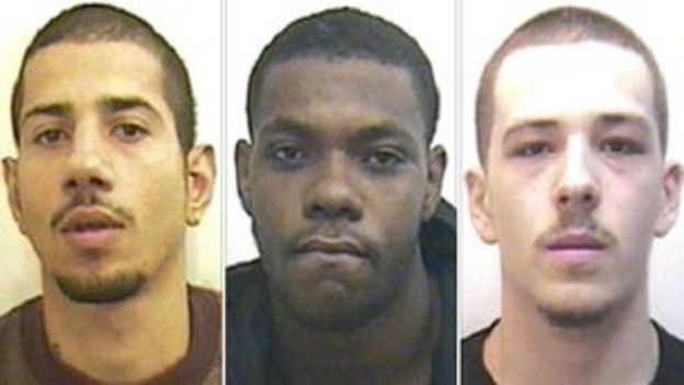 Nottingham police station firebomb riot gang sentenced - BBC News