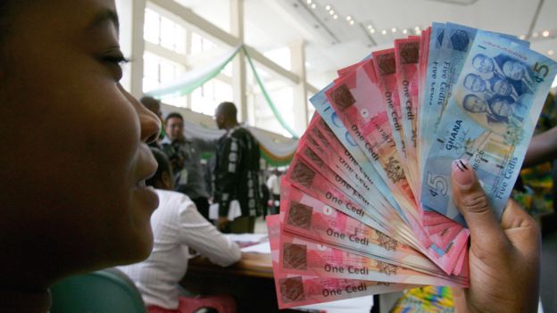 Anger at Ghana salary increases for politicians - BBC News