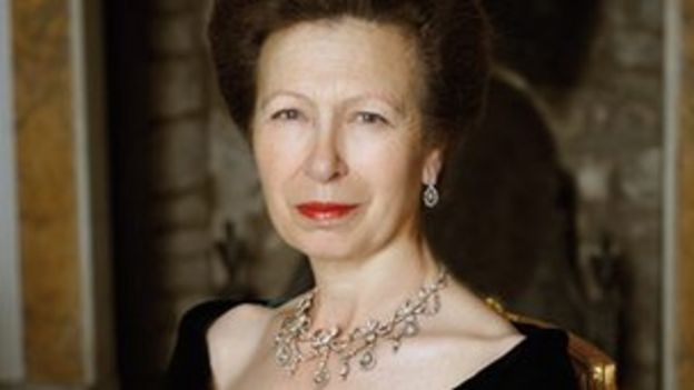 Princess Royal new Scottish university's chancellor - BBC News