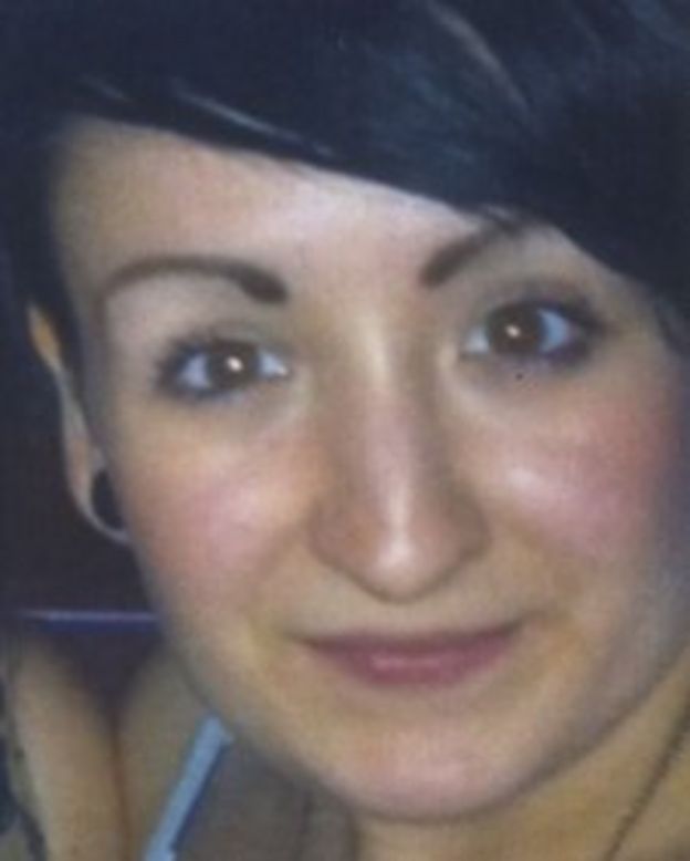 Tribute paid to cyclist killed in Trafford lorry crash - BBC News