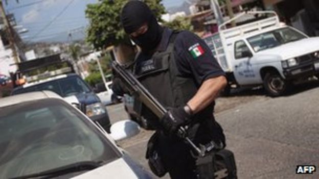 Viewpoint: Time to look beyond Mexico drug violence - BBC News