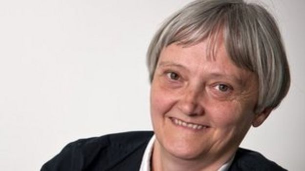 Mayor appointed OBE in Queen's Birthday Honours list - BBC News