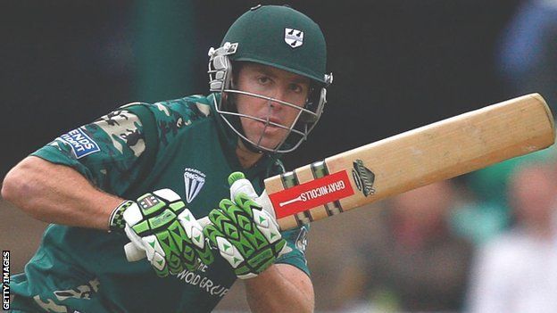 Worcestershire batsman James Cameron retires at 26 - BBC Sport