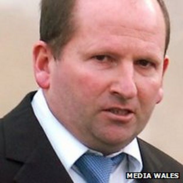 Teacher Nicholas John Lewis banned for life for indecent assaults - BBC ...