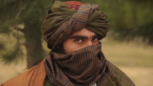 Taliban poetry and the lone fighter - BBC News