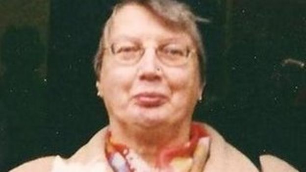 Woman, 75, struck by car in Blackpool dies - BBC News