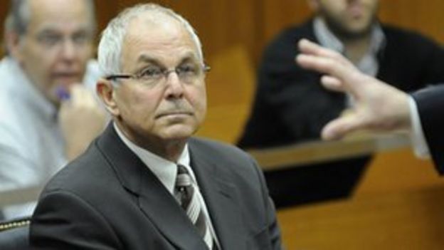 Peter Madoff pleads guilty over links to Ponzi fraud - BBC News