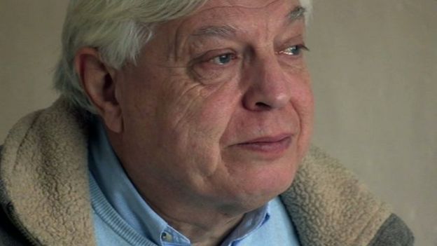 John Simpson 'back from the brink' after health scare - BBC News