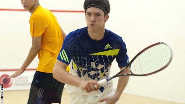 Chris Simpson knocked of squash World Championships in Doha - BBC Sport