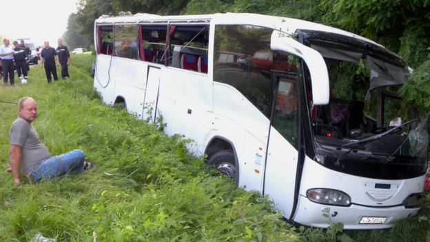 Twelve die as train and minibus collide in Ukraine - BBC News