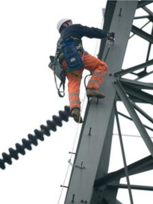 £70m pylon upgrade due to start across north Wales - BBC News