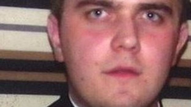 Paul McAteer jailed for murdering Harry Broadhurst - BBC News