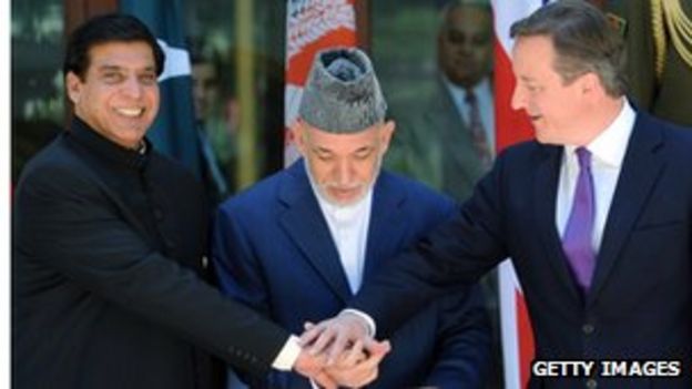UK and Pakistan PMs hold talks with Afghan president - BBC News