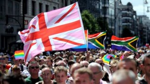 Gay politicians and the tabloid press - BBC News