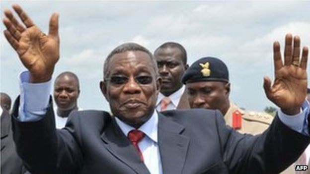 Ghana's transition sets democratic example - BBC News