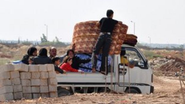 Syria conflict: US fears Aleppo 'massacre' - BBC News