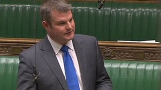 MP Stuart Andrew got abusive email after Eric Joyce headbutt - BBC News