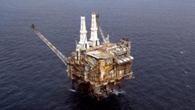 Brae Alpha platform workers called to muster over 'fire' - BBC News