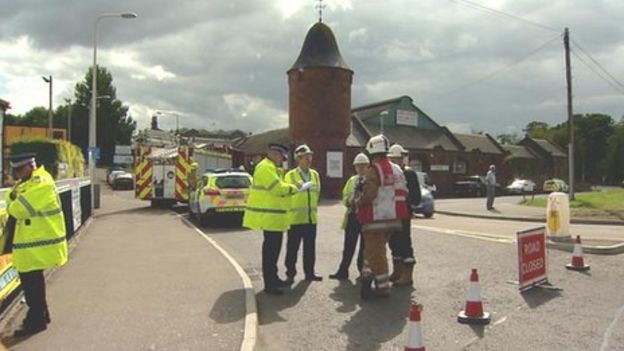 Musselburgh residents evacuated after gas leak - BBC News