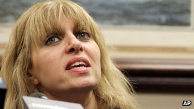 Wife: Missing swimmer Raymond Roth 'faked death' - BBC News