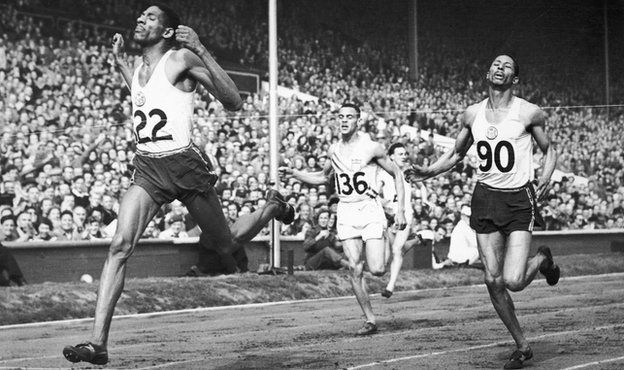 Jamaica's first golden giant: Arthur Wint remembered on Newsday - BBC News