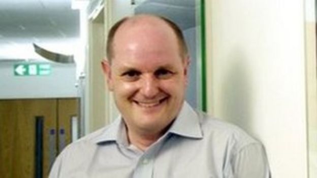 Roger Mosey to be acting director of BBC Vision - BBC News