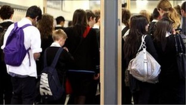 Wanted: 100 heads for England's most challenging schools - BBC News