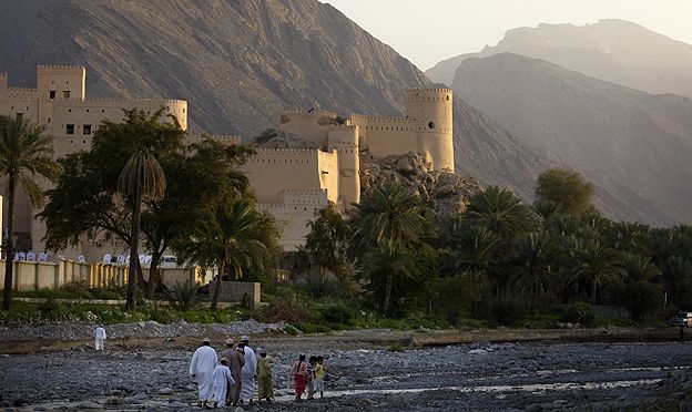 Oman profile - overview - BBC News