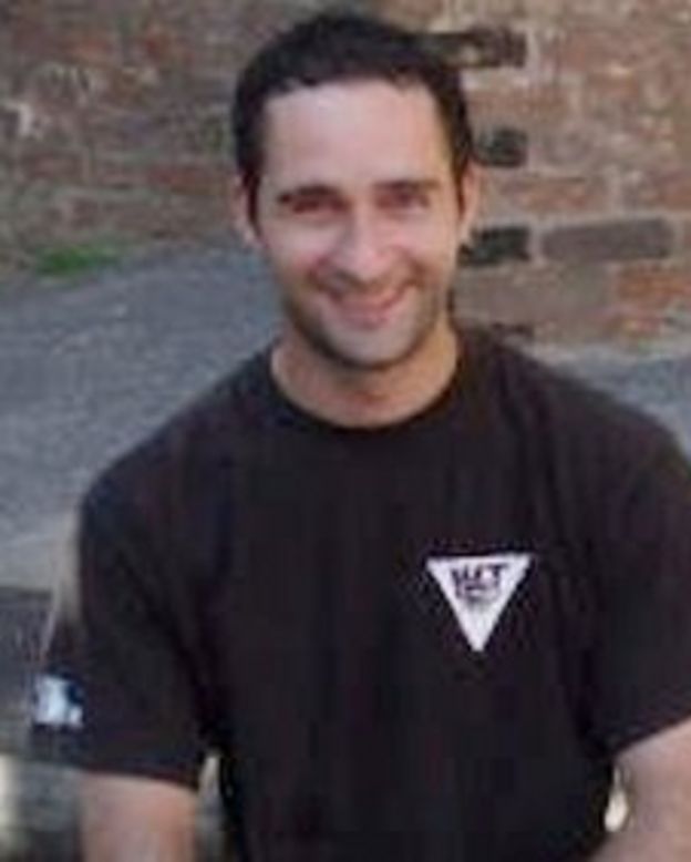 Murray Thompson murder trial: Father 'unaware of drugs' - BBC News