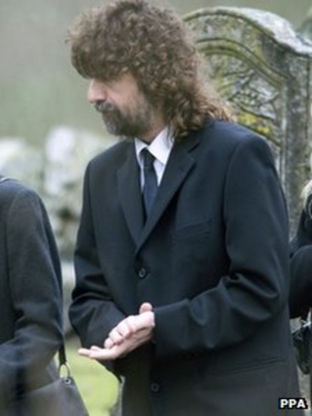 David Methven denies offering William Kean hush money - BBC News