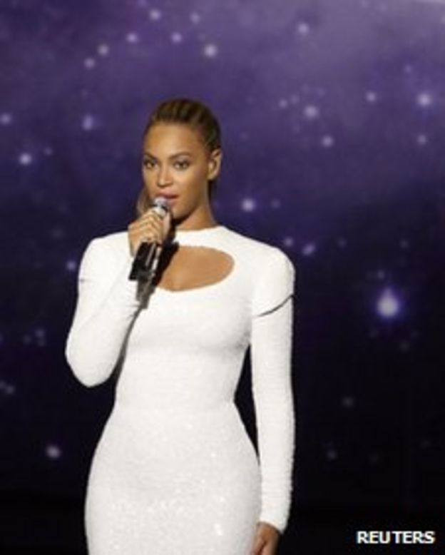 Beyonce sings at United Nations - BBC News