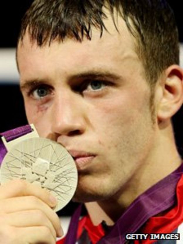 Fred Evans makes Welsh boxing history with silver medal - BBC News