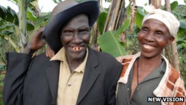 Uganda Olympic champion Kiprotich given hero's welcome - BBC News