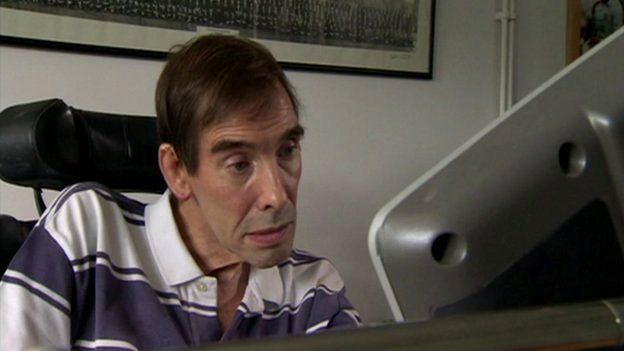 Tony Nicklinson dies peacefully at home aged 58 - BBC Newsround