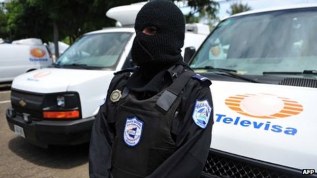 Fake Mexico journalists guilty in Nicaragua drugs case - BBC News