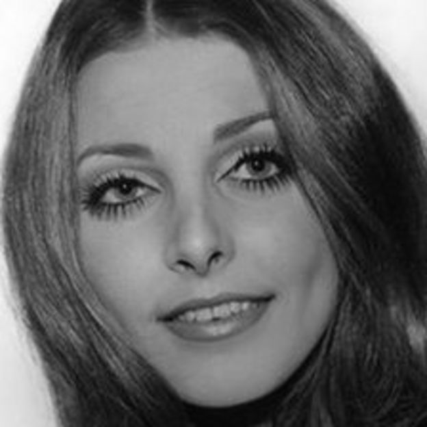 Pan's People dancer Louise Clarke dies, aged 63 - BBC News