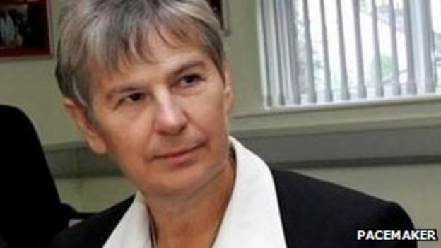 Parents' shock at death threat to Dr Annabel Scott - BBC News