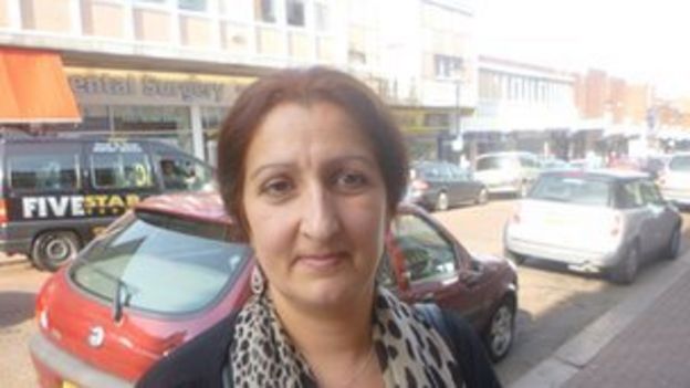 Dudley 'worst among medium centres' for empty shops - BBC News