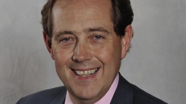 Parkinson's diagnosis for ex-minister Sir Peter Luff - BBC News