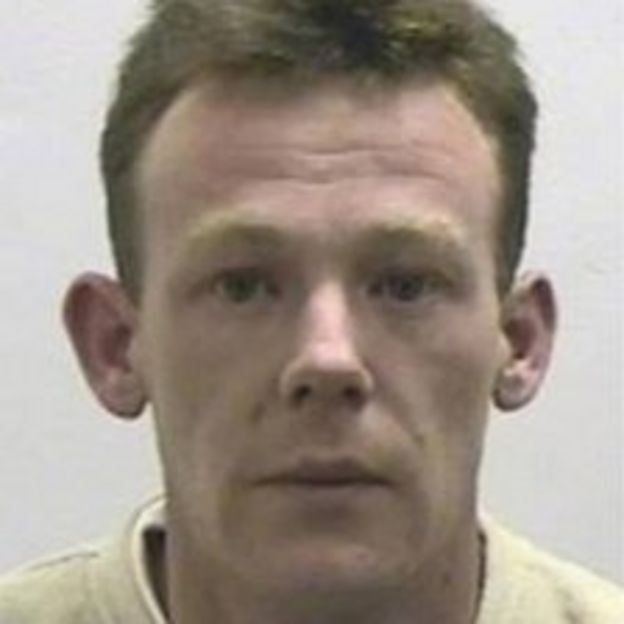Wayne Smith: Fugitive on Cyprus 'most wanted' list - BBC News