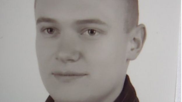 Mark Duggan family lose police procedures case - BBC News