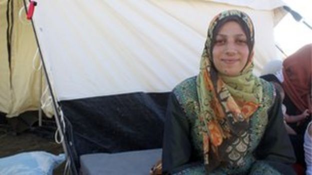 Syria crisis: Refugees' voices at Jordan's Zaatari camp - BBC News