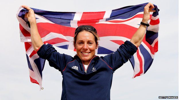 Helena Lucas wins sailing gold - ParalympicsGB's first - BBC Newsround