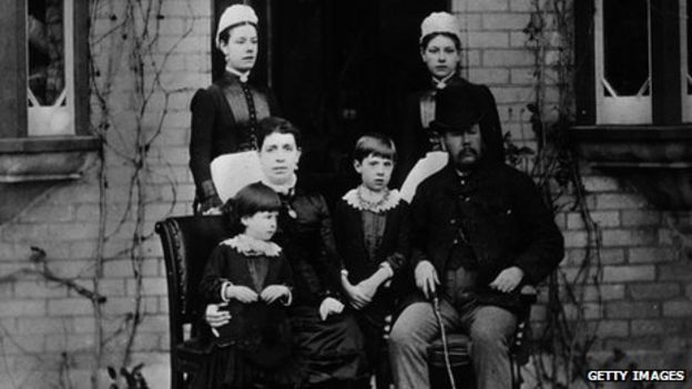 Servants: A life below stairs - BBC News