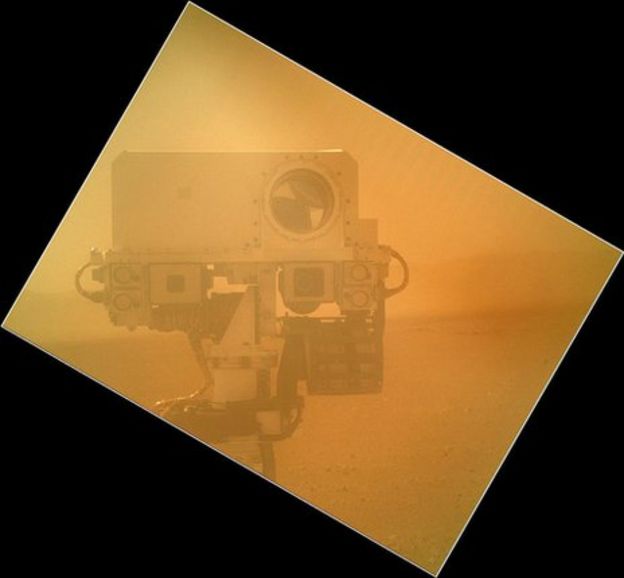 Mars rover captures self-portrait - BBC News