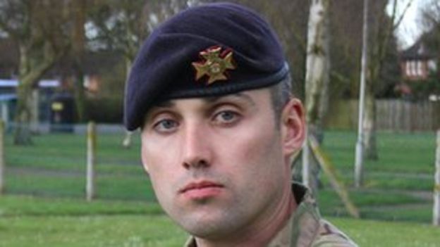 Tributes paid to Afghanistan blast soldier Lee Davidson - BBC News
