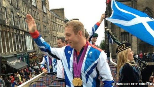 Olympic medal winners being honoured across Scotland - BBC News