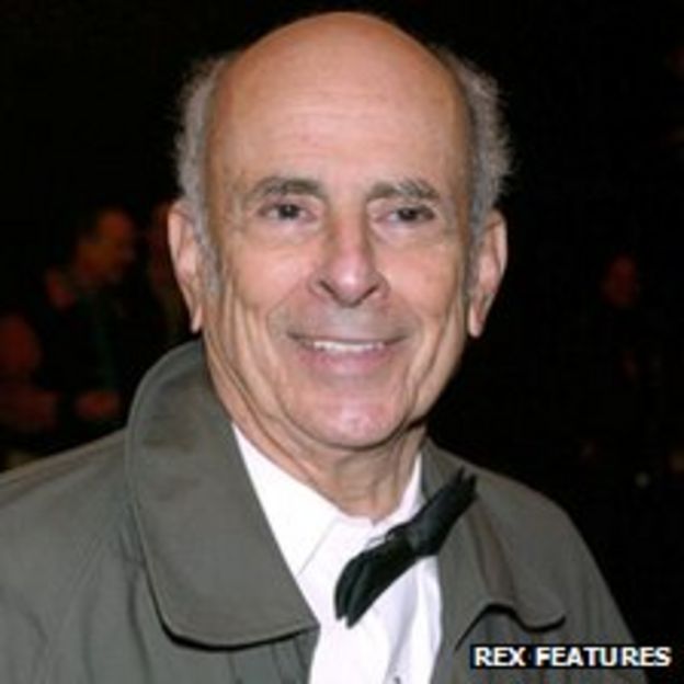 US poet Louis Simpson dies at 89 - BBC News